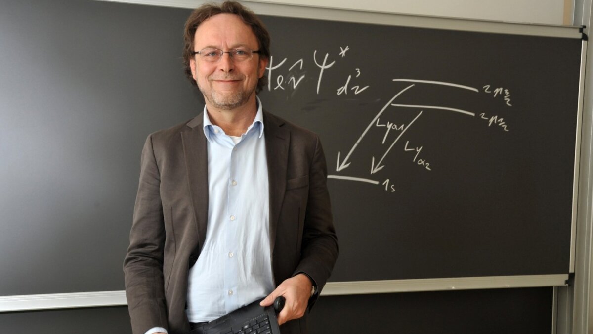 Atomic Physics in Extreme Coulomb & Laser Fields